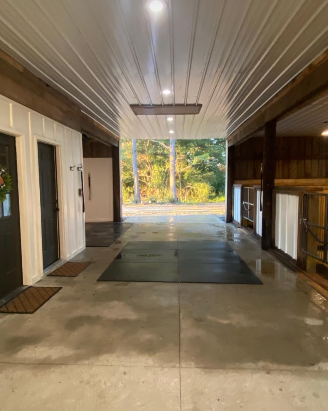 Our Facility – Crosswind Stables